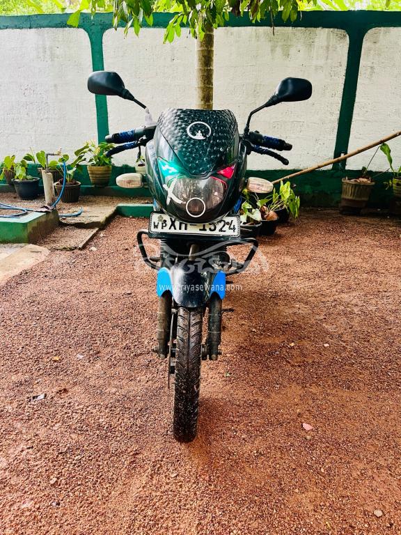 Bajaj Pulsar 180 Used 2012 Negotiable Sri Lanka