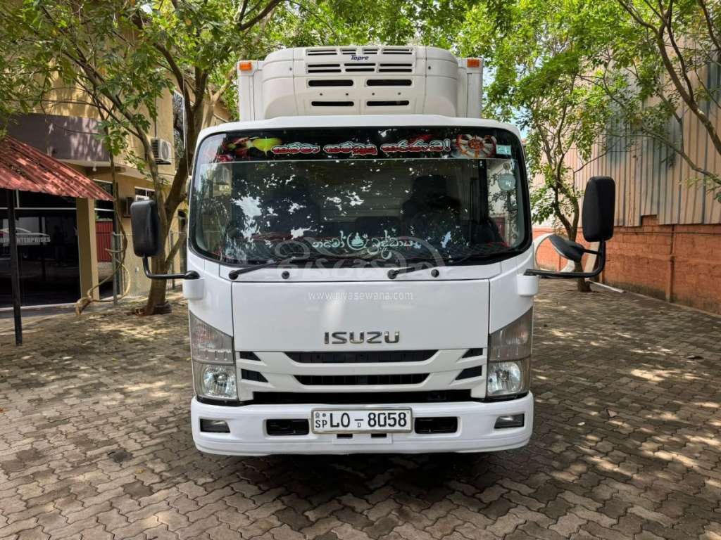 Isuzu ELF Used 2015 Diesel Negotiable Sri Lanka