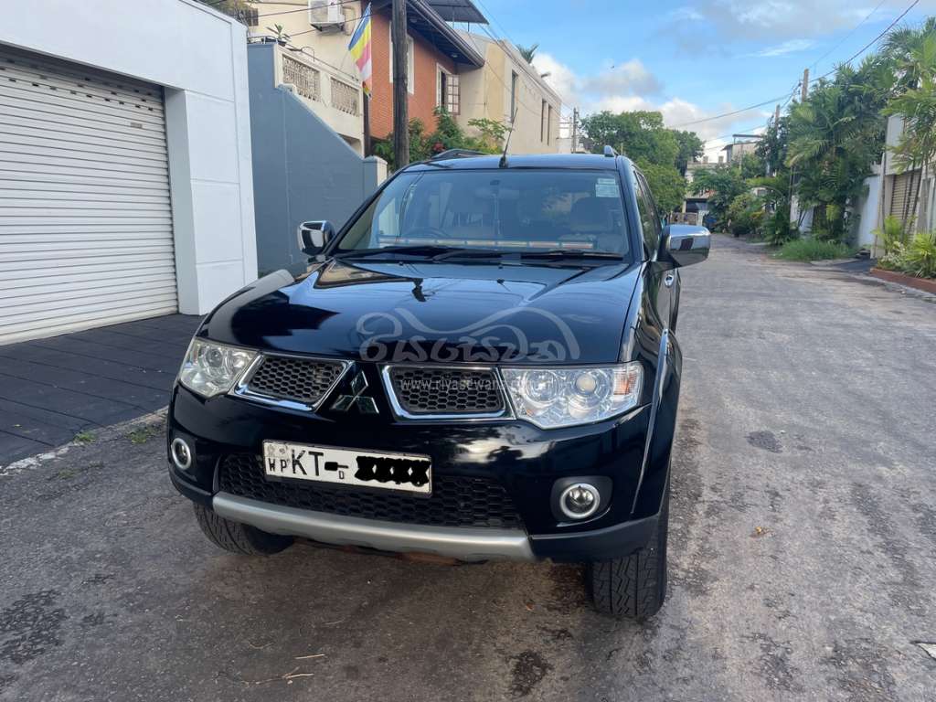 Mitsubishi Montero Sport Used 2012 Diesel Rs. 16800000 Sri Lanka