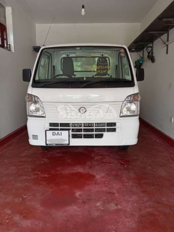 Nissan Clipper Used 2022 Petrol Negotiable Sri Lanka