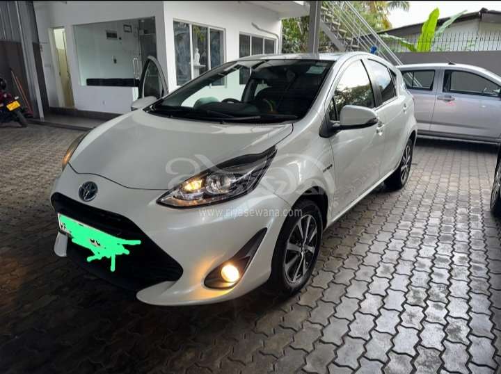 Toyota Aqua Used 2018 Hybrid Rs. 10900000 Sri Lanka