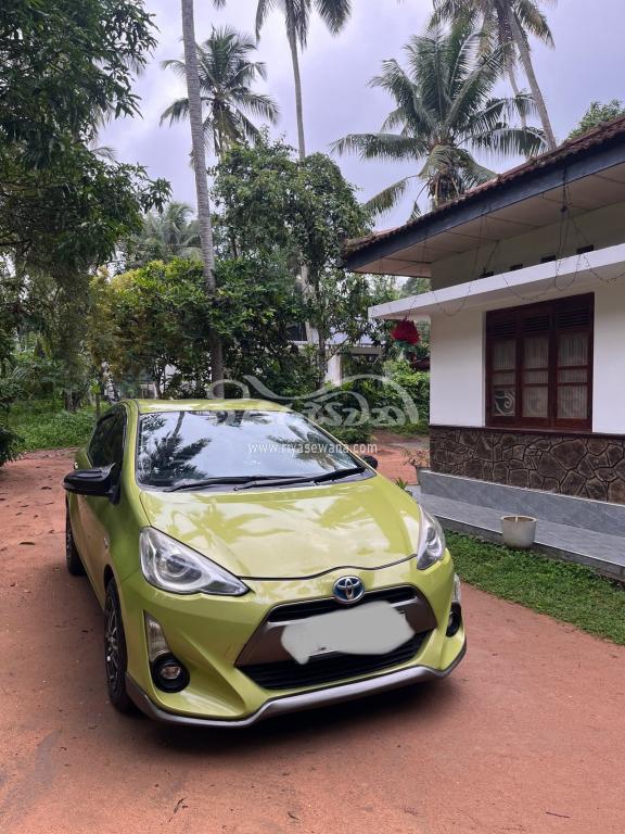 Toyota Aqua Urban Used 2014 Hybrid Rs. 8350000 Sri Lanka