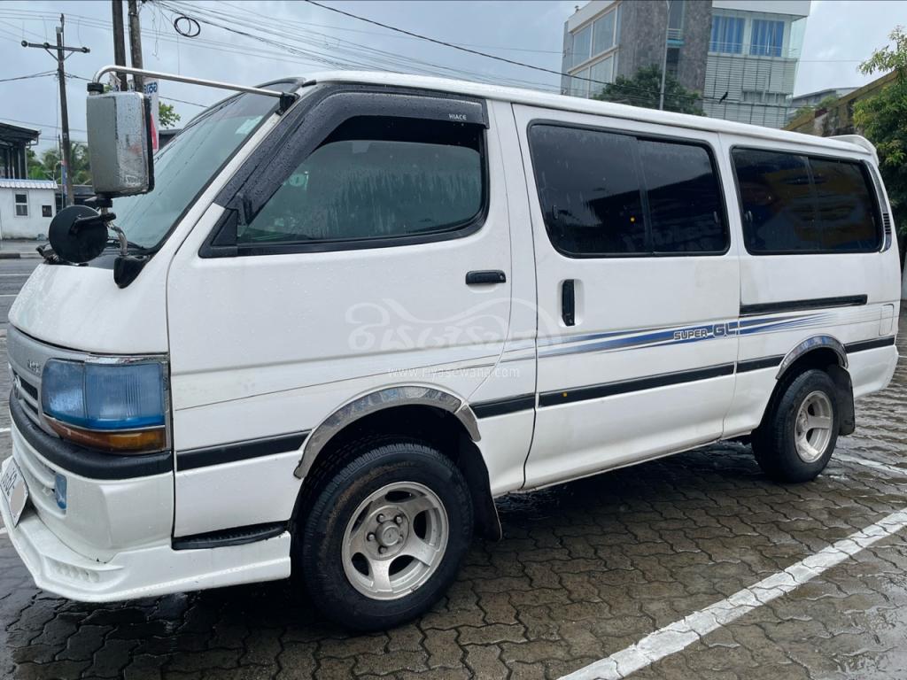 Toyota Dolphin Used 1996 Diesel Negotiable Sri Lanka