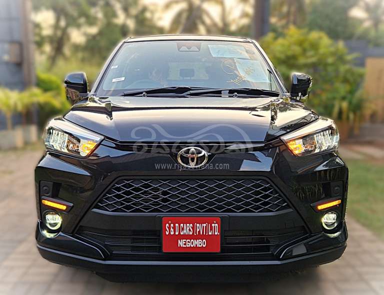 Toyota Raize Turbo - Apple Car Play New 2025 Petrol Rs. 12000000 Sri Lanka