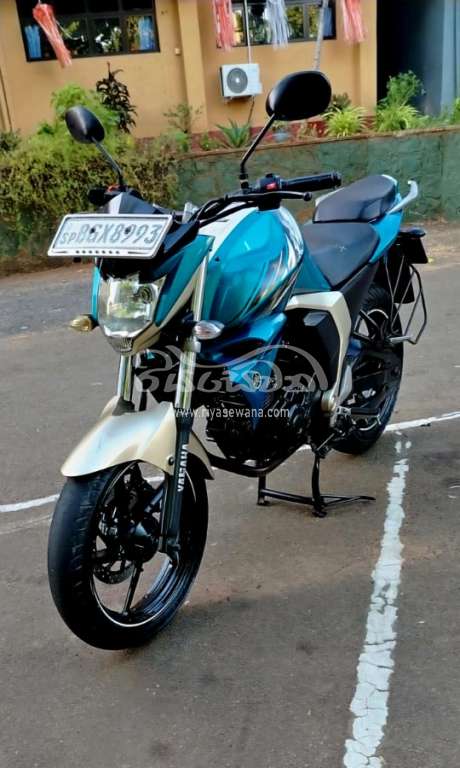 Yamaha FZ VERSION 2.0 Used 2018 Rs. 275000 Sri Lanka